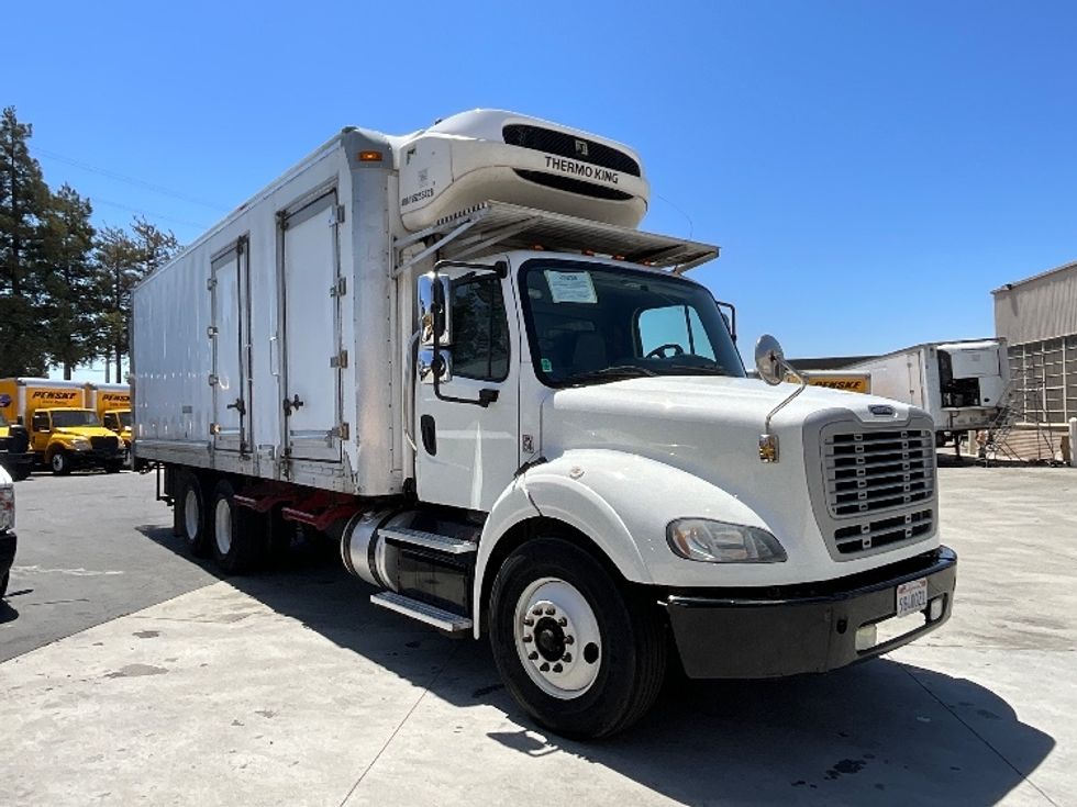 2017 Freightliner M211264S Refrigerated Truck