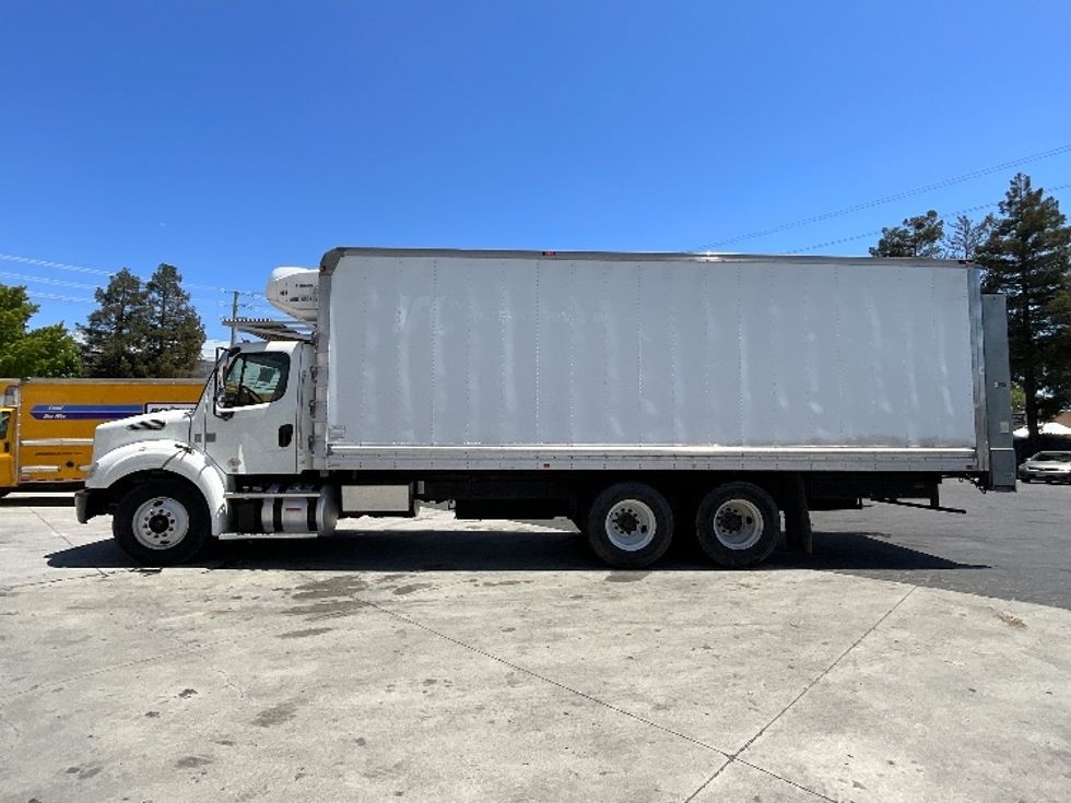 2017 Freightliner M211264S Refrigerated Truck