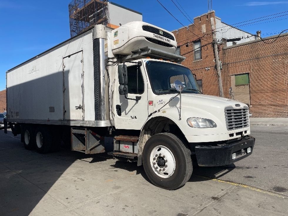 Used Refrigerated Trucks for Sale - Penske Used Trucks