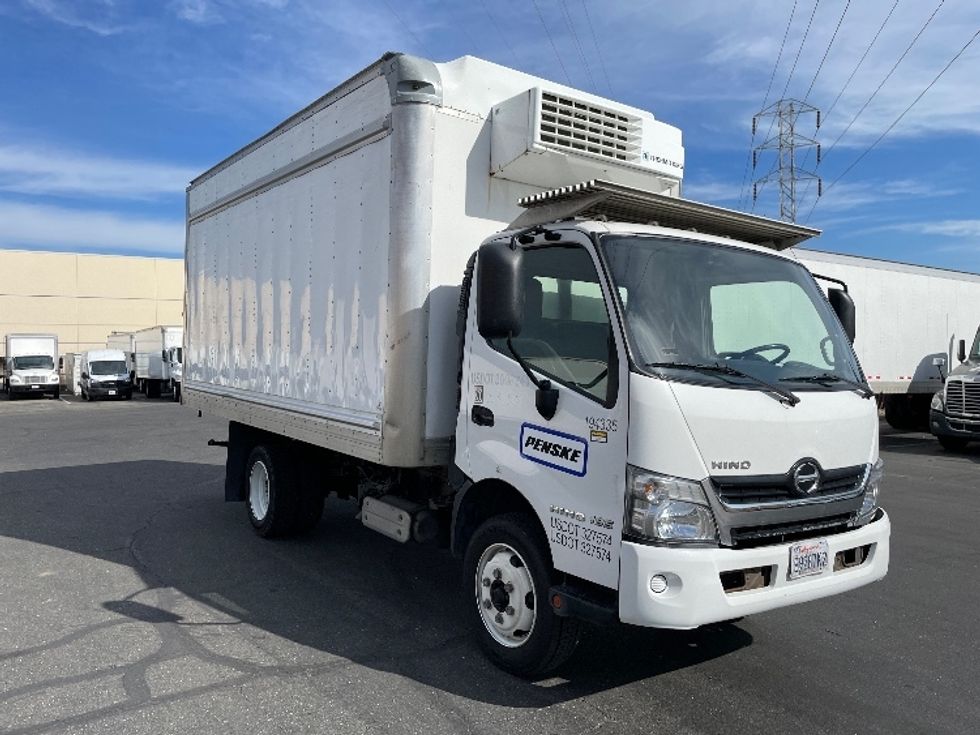 Used Refrigerated Trucks for Sale in CA - Penske Used Trucks