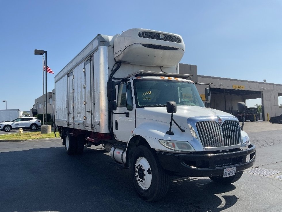 Used International Refrigerated Trucks for Sale - Penske Used Trucks