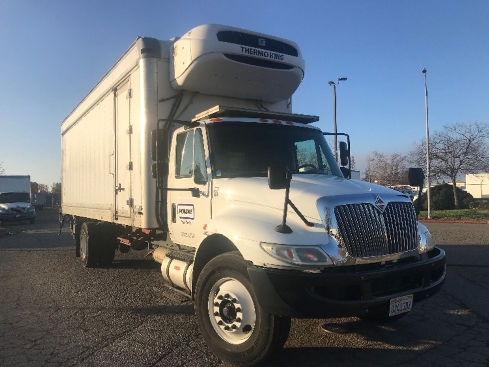 Used Refrigerated Trucks for Sale - Penske Used Trucks