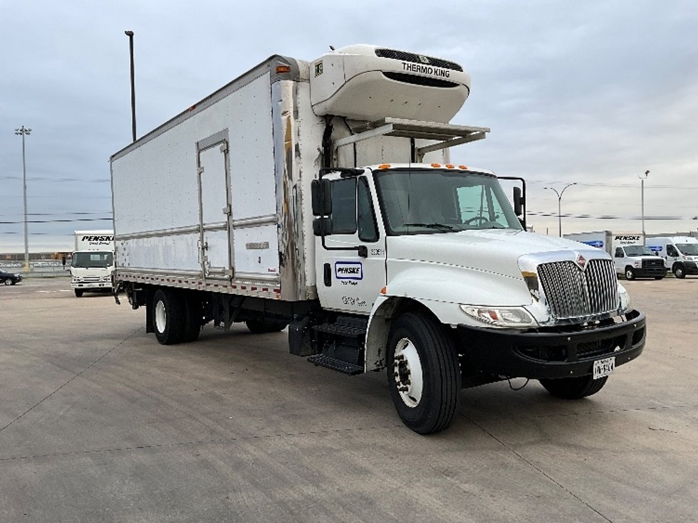 Used International Refrigerated Trucks for Sale - Penske Used Trucks