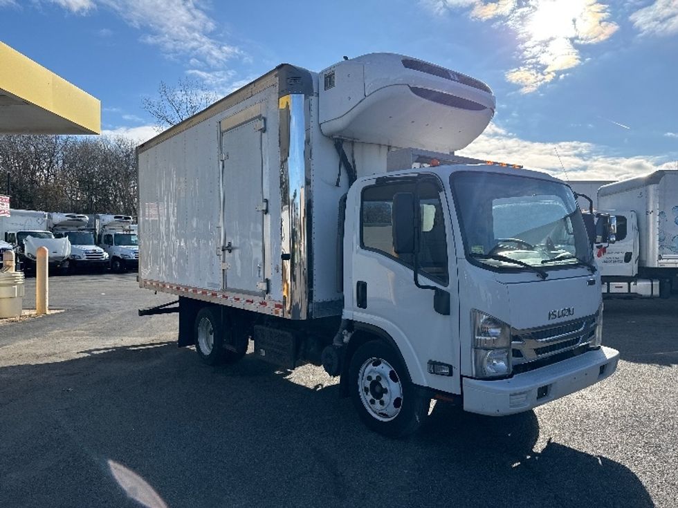 Used Refrigerated Trucks for Sale - Penske Used Trucks