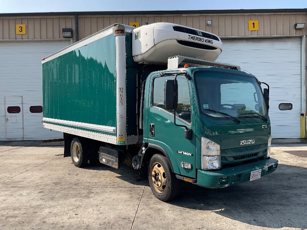 Used Cabover Trucks for Sale in MA - Penske Used Trucks