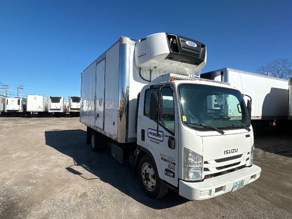Used Cabover Trucks for Sale in MA - Penske Used Trucks