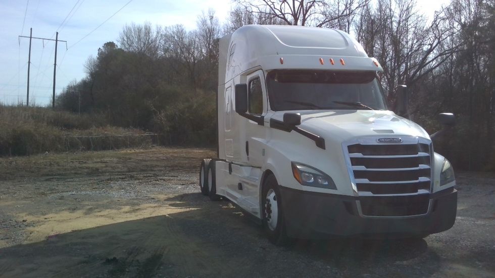 Your Next Used 2019 Freightliner T12664ST, 326557, Is For Sale And ...