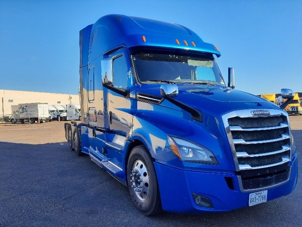 Your Next Used 2019 Freightliner T12664ST, 255884, Is For Sale And ...
