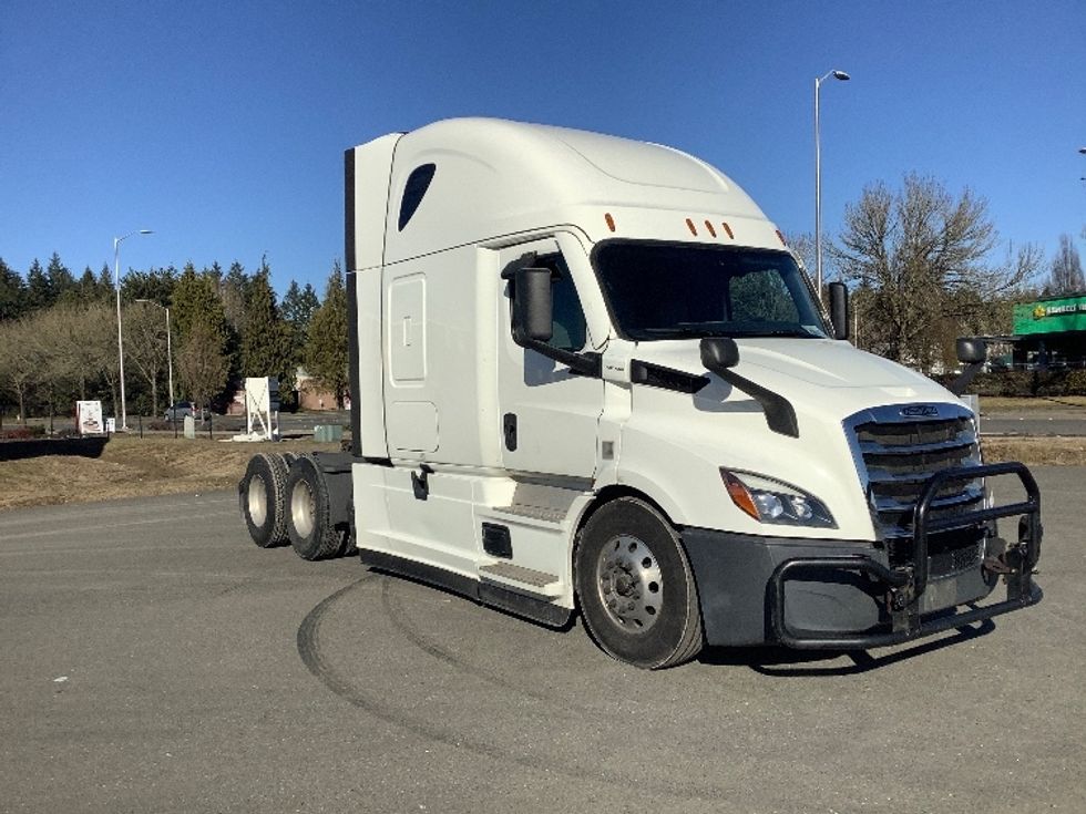 2020 Freightliner T11664ST Sleeper Tractor