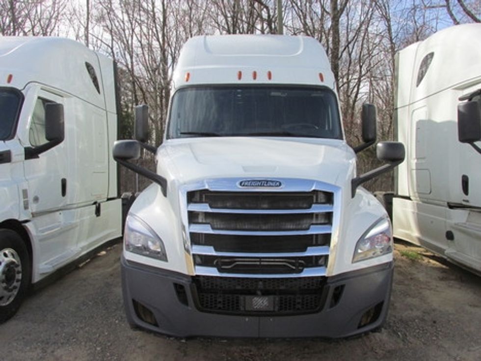 2020 Freightliner T12664ST Sleeper Tractor