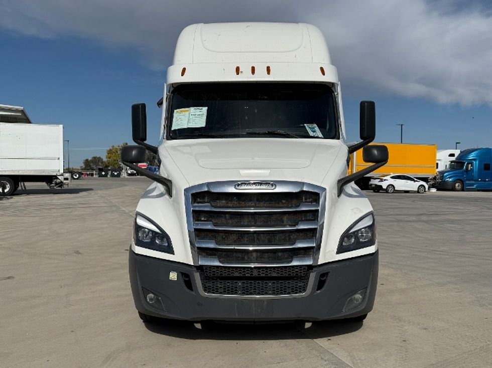 2020 Freightliner T12664ST Sleeper Tractor