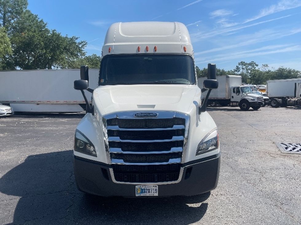 2020 Freightliner T12664ST Sleeper Tractor
