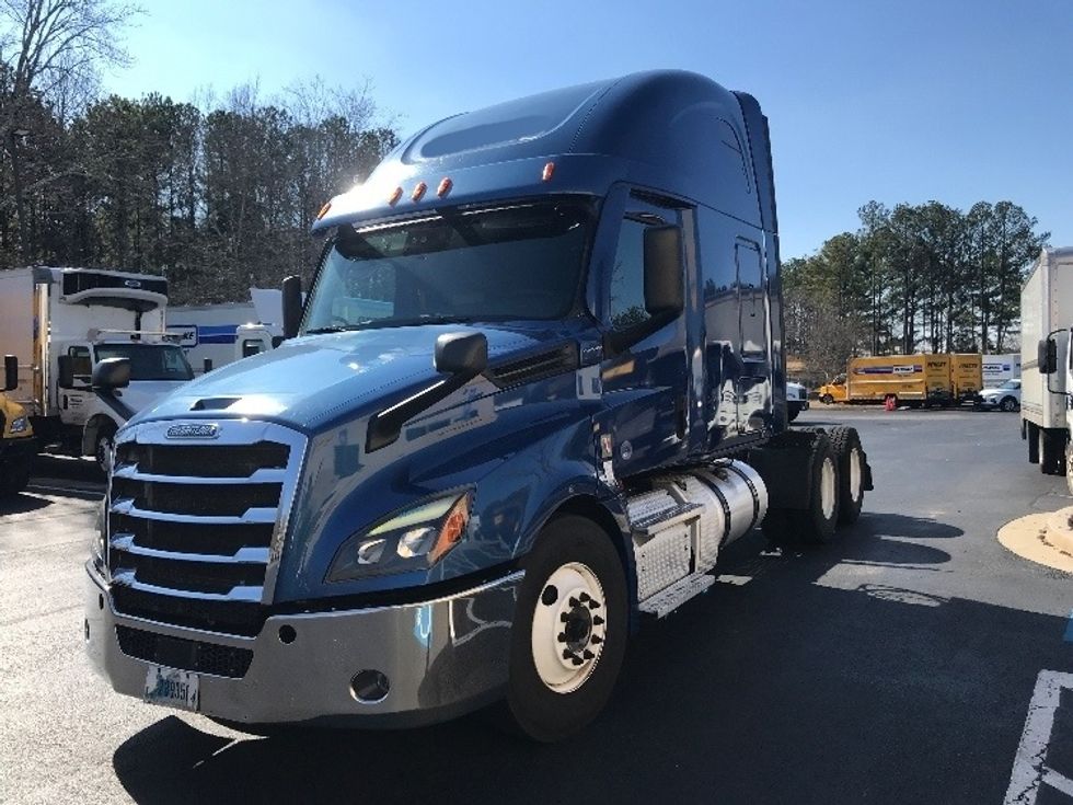 2020 Freightliner T12664ST Sleeper Tractor