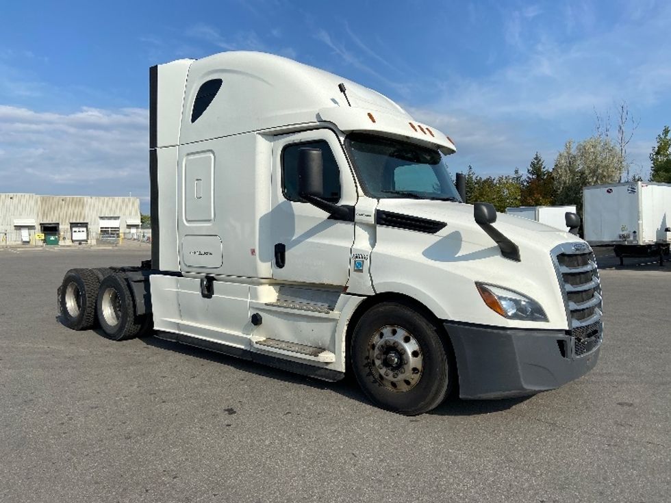 2020 Freightliner T12664ST Sleeper Tractor