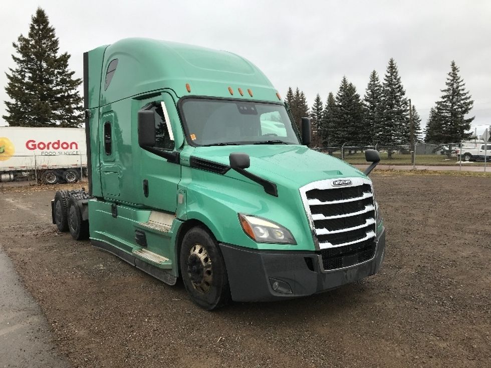 2020 Freightliner T12664ST Sleeper Tractor