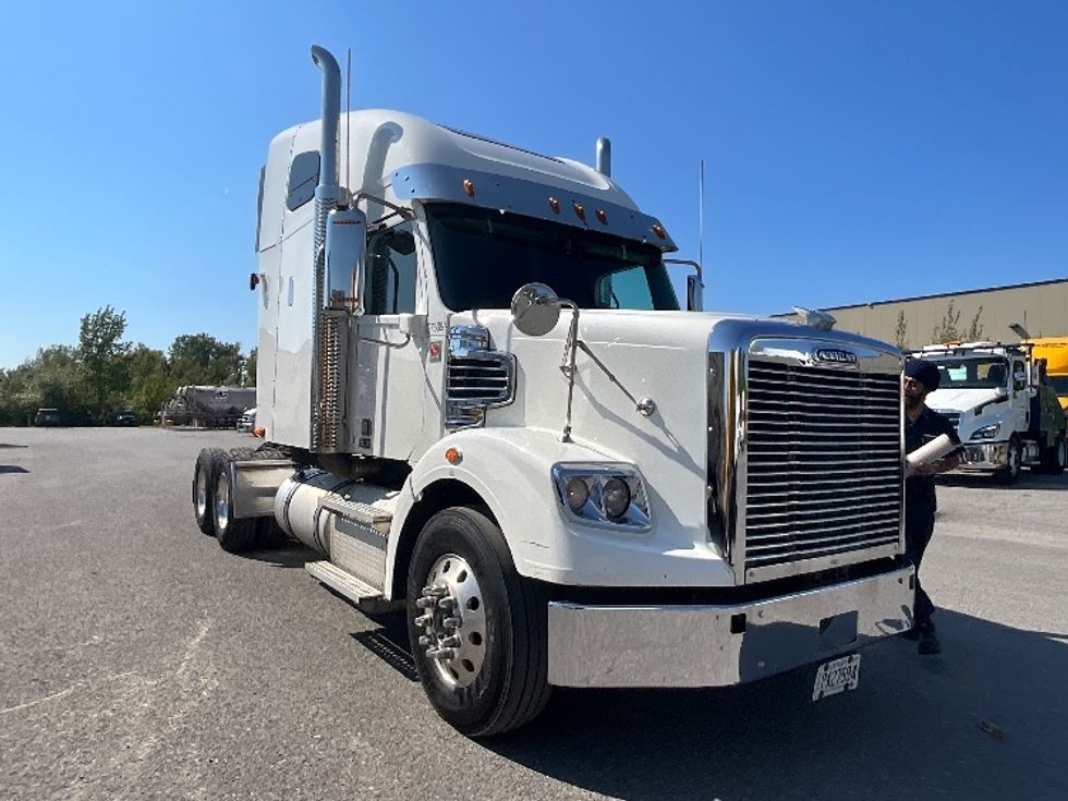 2021 Freightliner D12264SD Sleeper Tractor