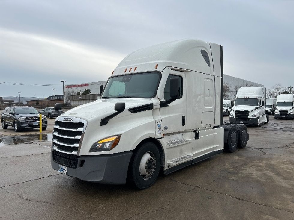2021 Freightliner T12664ST Sleeper Tractor