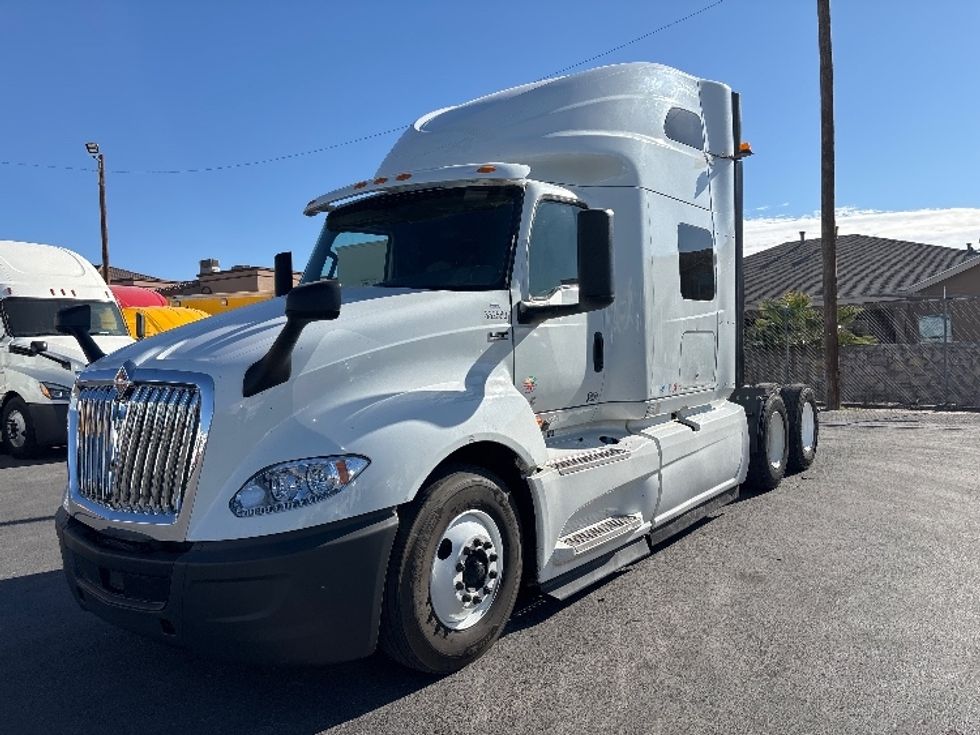 2019 International LT625 Sleeper Tractor