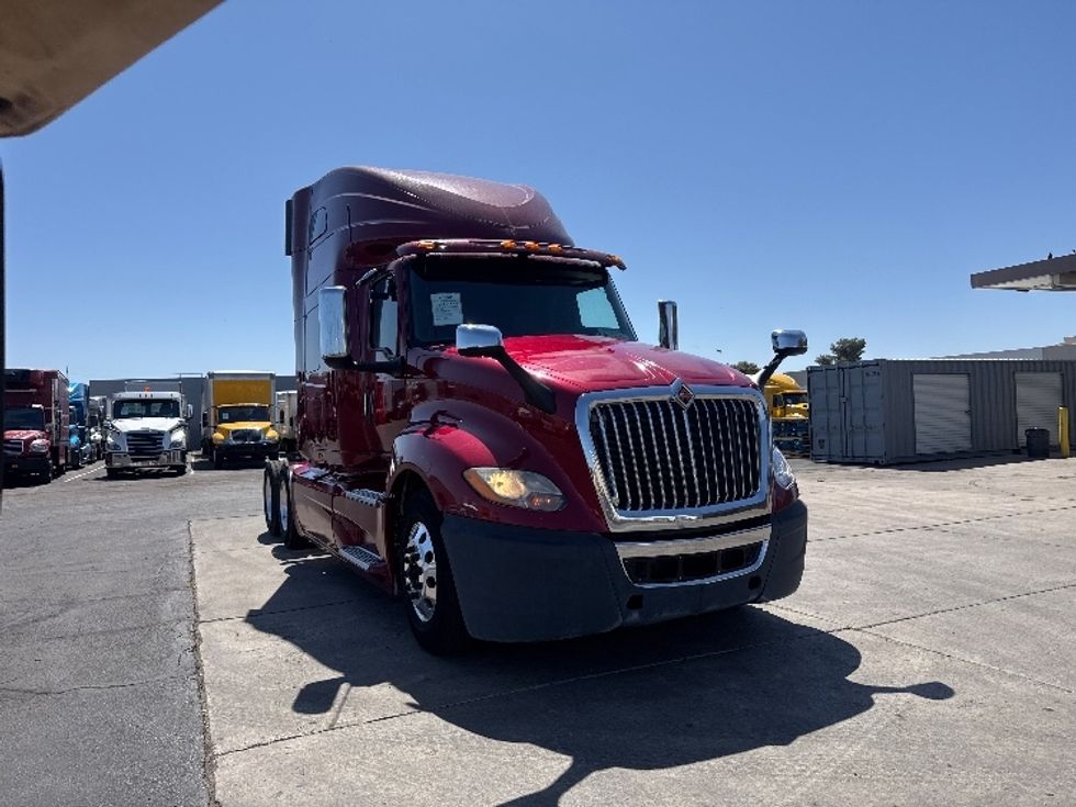 2019 International LT625 Sleeper Tractor