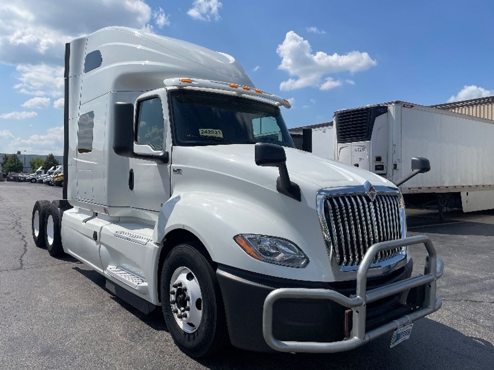 Used International Sleeper Trucks for Sale - Penske Used Trucks