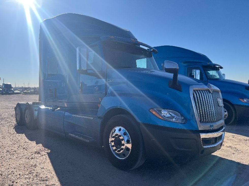 2020 International LT625 Sleeper Tractor