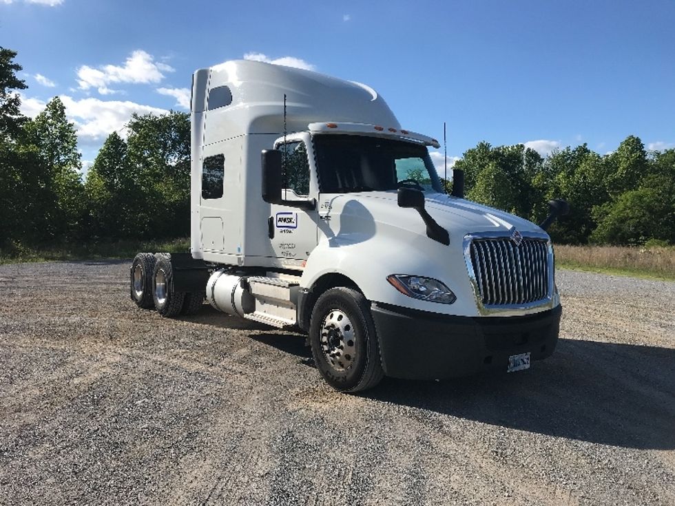 2022 International LT625 Sleeper Tractor