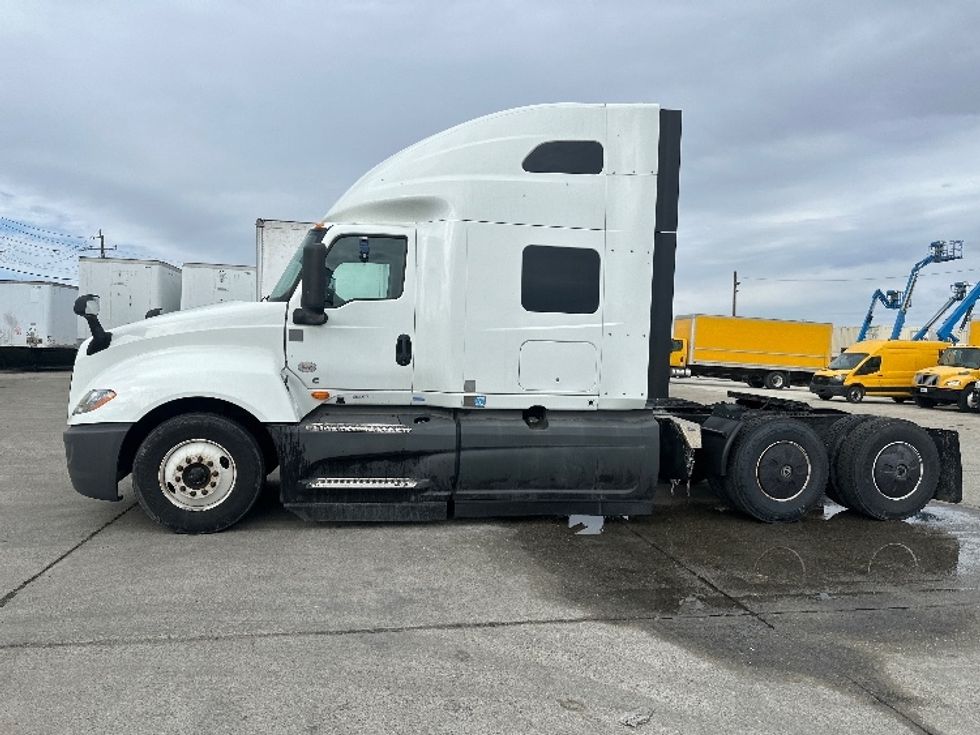 2022 International LT625 Sleeper Tractor