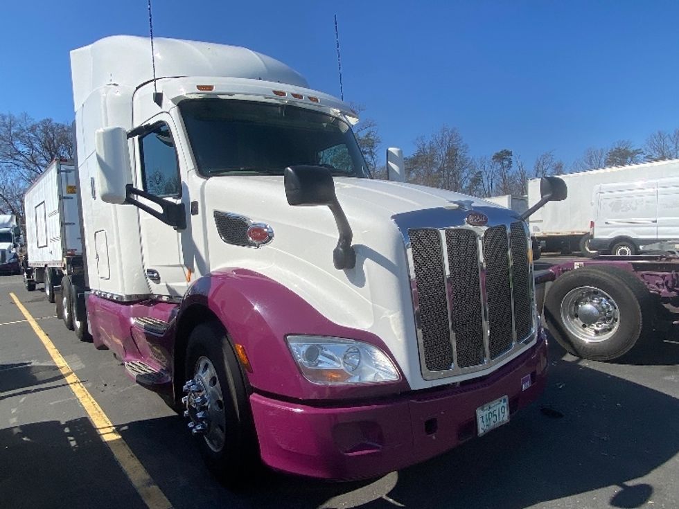 2020 Peterbilt 579 Sleeper Tractor