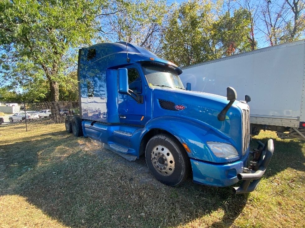 2020 Peterbilt 579 Sleeper Tractor
