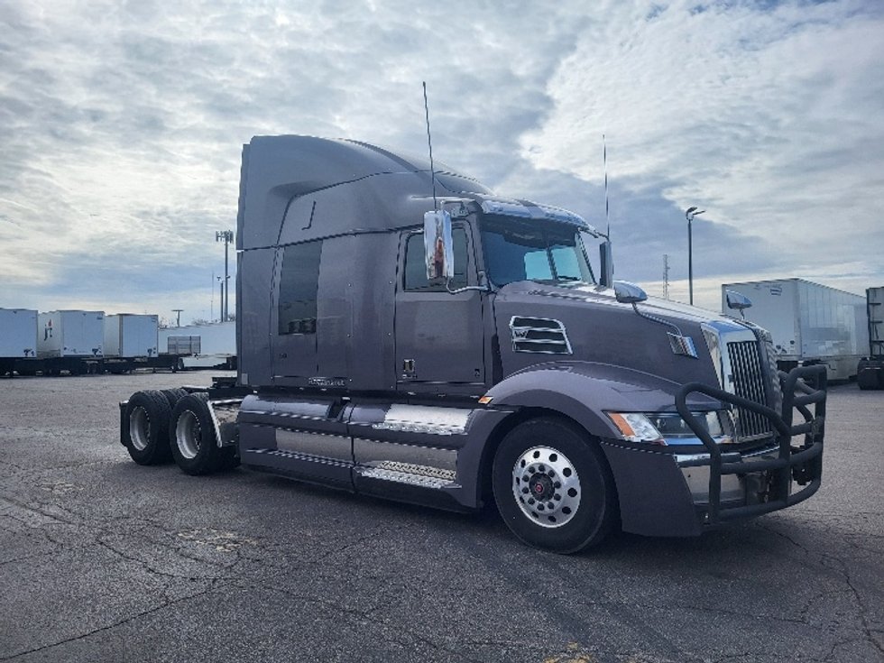 Used Western Star Sleeper Trucks for Sale - Penske Used Trucks