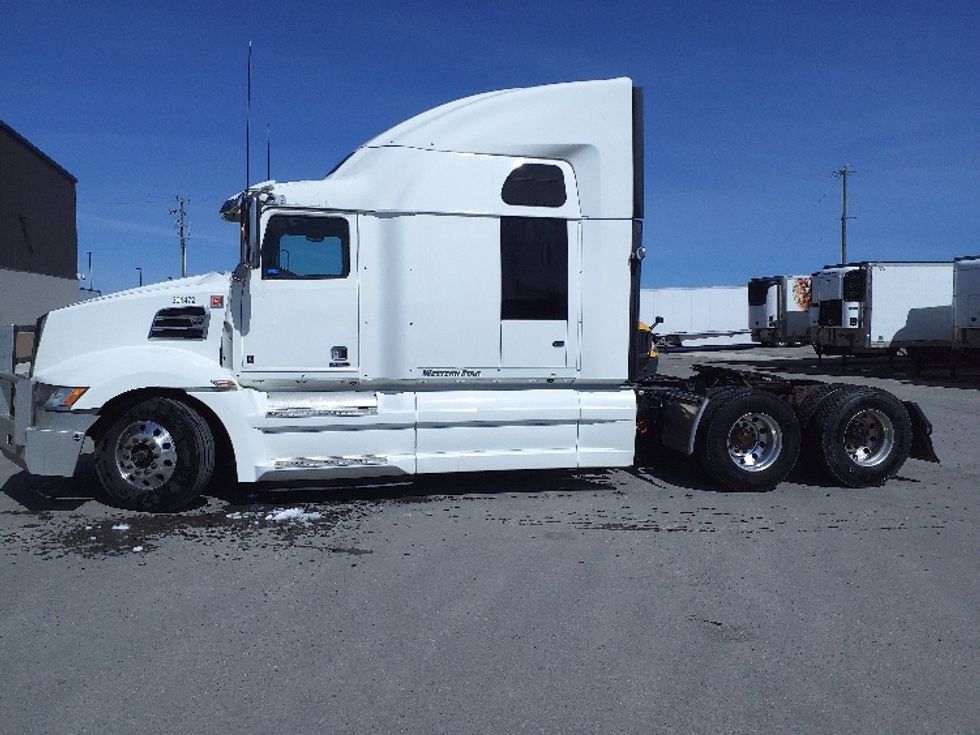 2020 Western Star 5700XE Sleeper Tractor