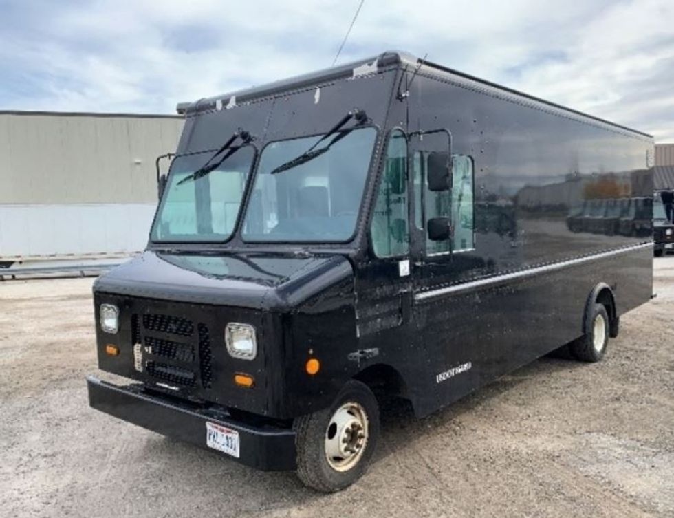 2019 Ford E350 Walk-in Van (Step Van)