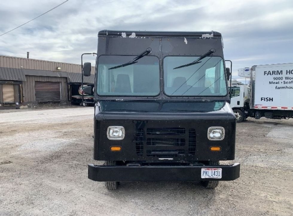 2019 Ford E350 Walk-in Van (Step Van)