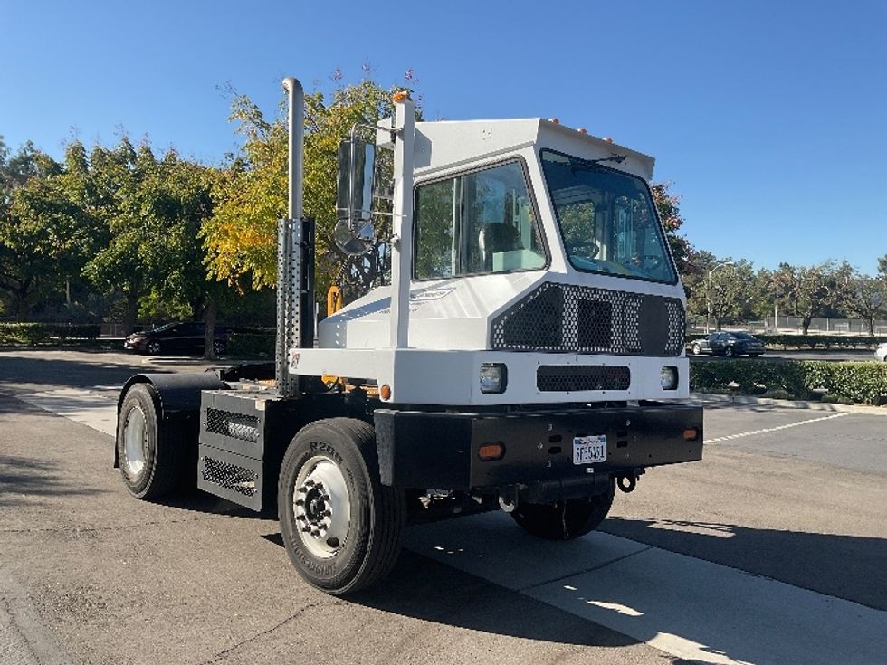 2017 Capacity Of Texas SABRE5 Yard Truck