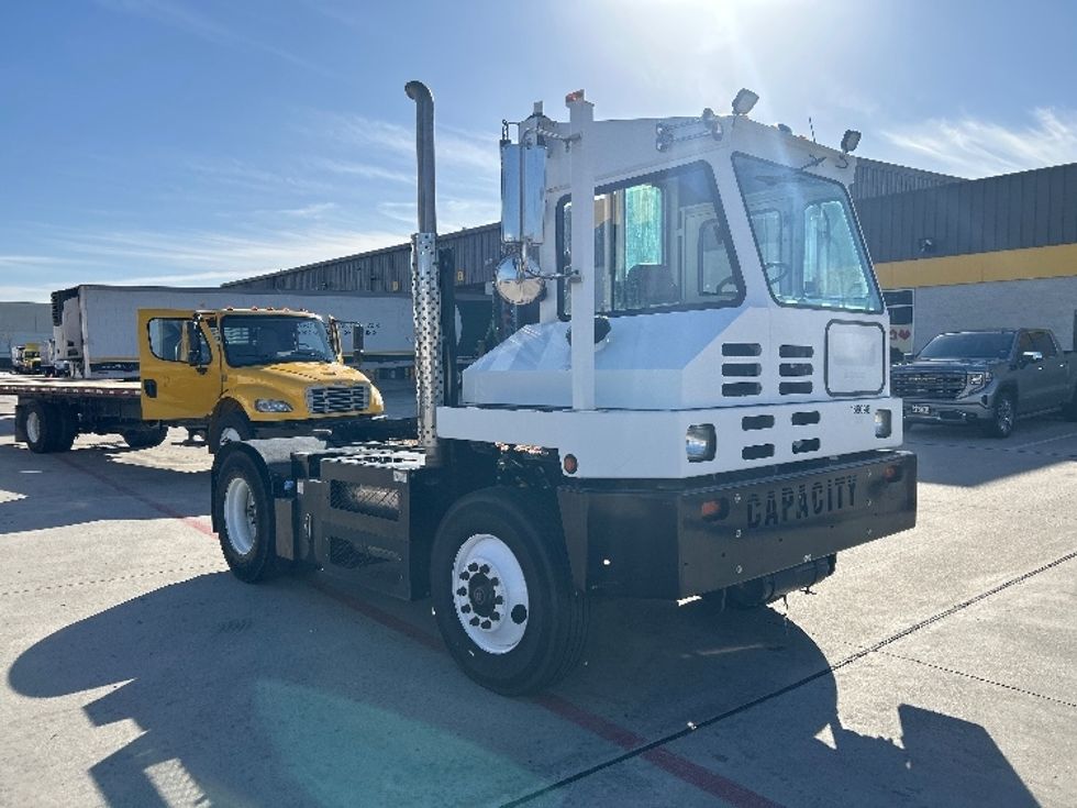 2017 Capacity Of Texas TJ5000 Yard Truck